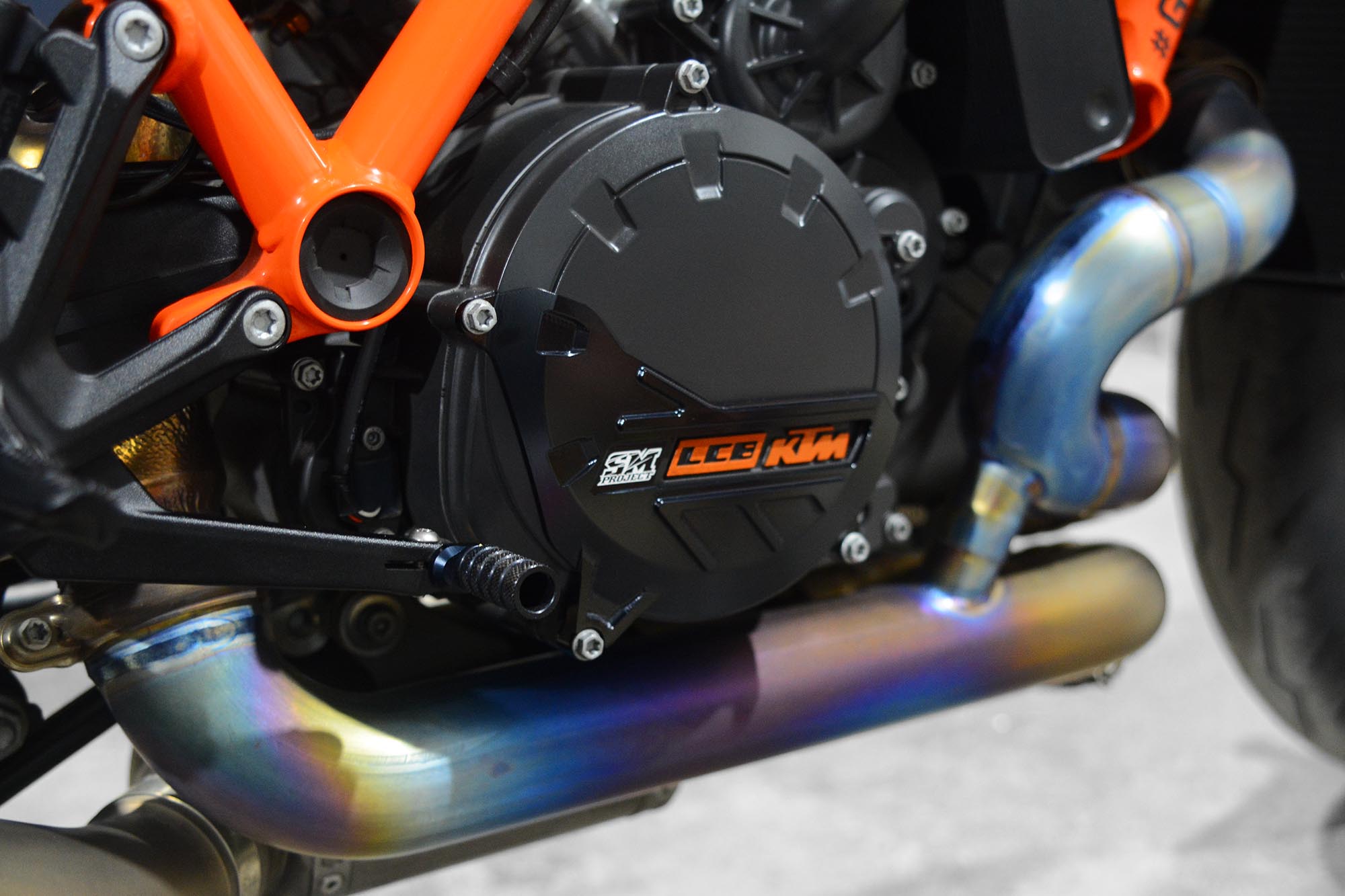 Clutch cover guard KTM LC8 1090/1190/1290 ADV-SuperDuke-GT – SM Project ...